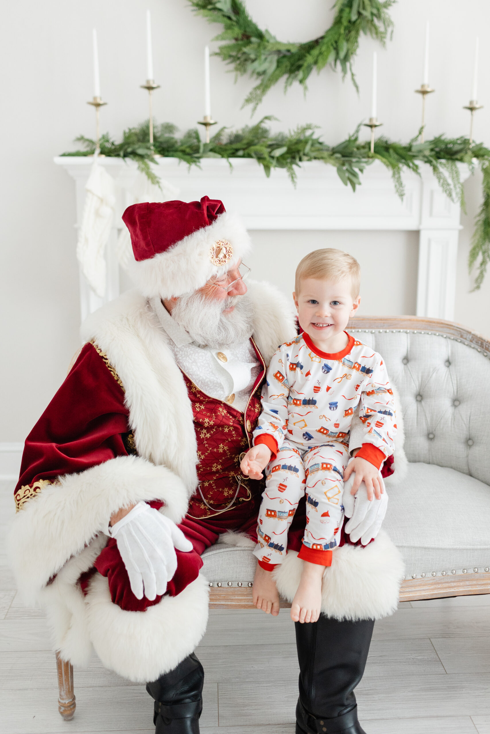 4 Tips For The Best Santa Photos | Warrenton Santa Pictures